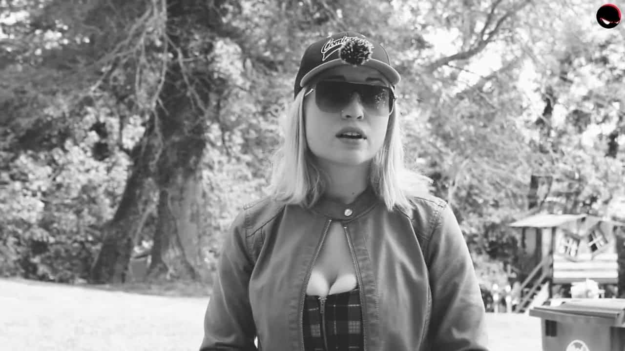 Gen Z Reacts To The Twilight Zone - "A Piano in the House" (EPISODE ...